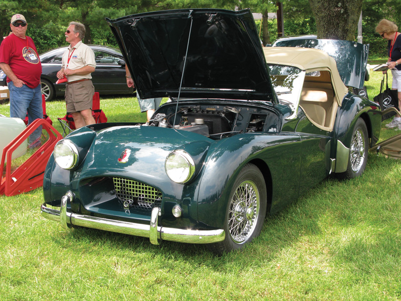TRIUMPH TR2/3: Launch of a Legacy – Moss Motoring
